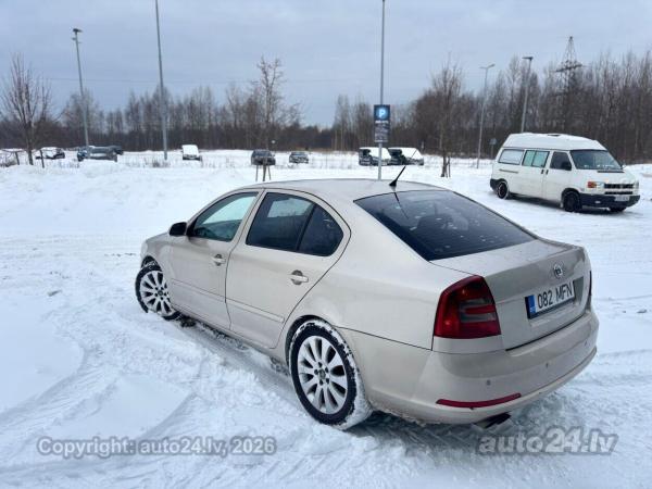 Smilšu krāsa Skoda Octavia 2006 Tallina, ar dzinēja tilpumu 2.00 L un nobraukumu 400 tūkst. km par 1999 €, foto 2 vietnē AUTOMOTO.COM.LV