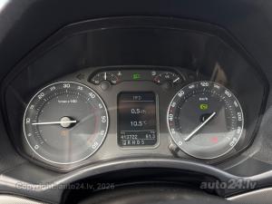Smilšu krāsa Skoda Octavia 2007 Tallina, ar dzinēja tilpumu 2.00 L un nobraukumu 413 tūkst. km par 1999 €, foto 13 vietnē AUTOMOTO.COM.LV