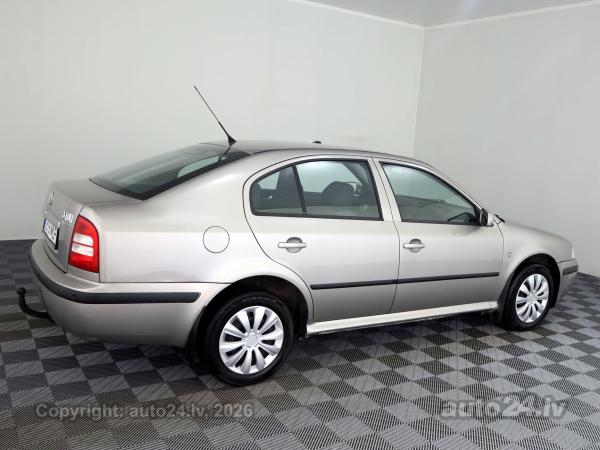 Бежевый Шкода Октавия 2008 в Таллин, объемом двигателя 1.60 л и пробегом 248 тыс. км за 999 €, фото 4 на AUTOMOTO.COM.LV