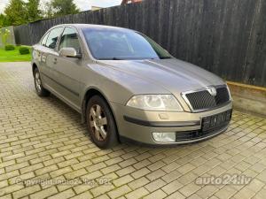 Beige Skoda Octavia 2008 in Tallinn, with an engine capacity of 1.90 L and mileage of 295 thousand km for 3499 €, photo 4 on AUTOMOTO.COM.LV
