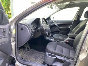 Beige Skoda Octavia 2008 in Tallinn, with an engine capacity of 1.90 L and mileage of 295 thousand km for 3499 €, photo 17 on AUTOMOTO.COM.LV