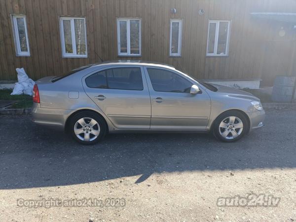 Smilšu krāsa Skoda Octavia 2011 Keila, ar dzinēja tilpumu 1.80 L un nobraukumu 184 tūkst. km par 3500 €, foto 3 vietnē AUTOMOTO.COM.LV