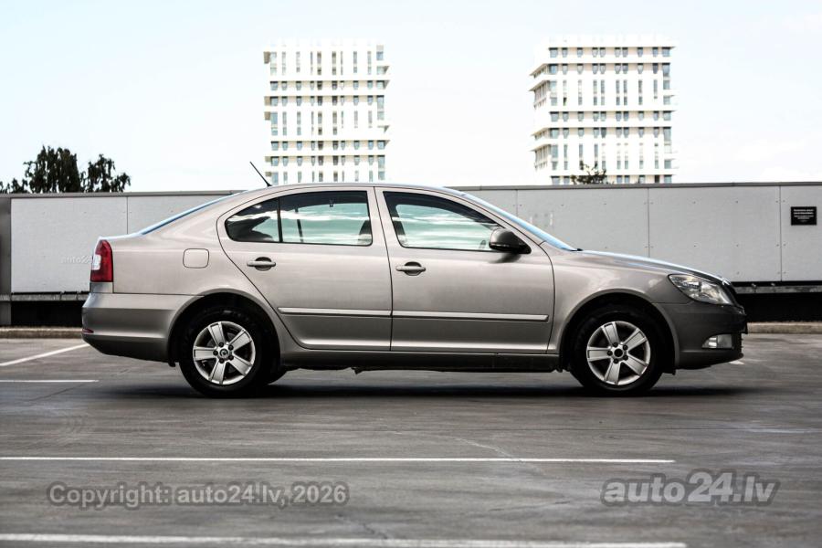 Beige Skoda Octavia 2011 in Tallinn, with an engine capacity of 1.40 L and mileage of 231 thousand km for 3800 €, photo 5 on AUTOMOTO.COM.LV