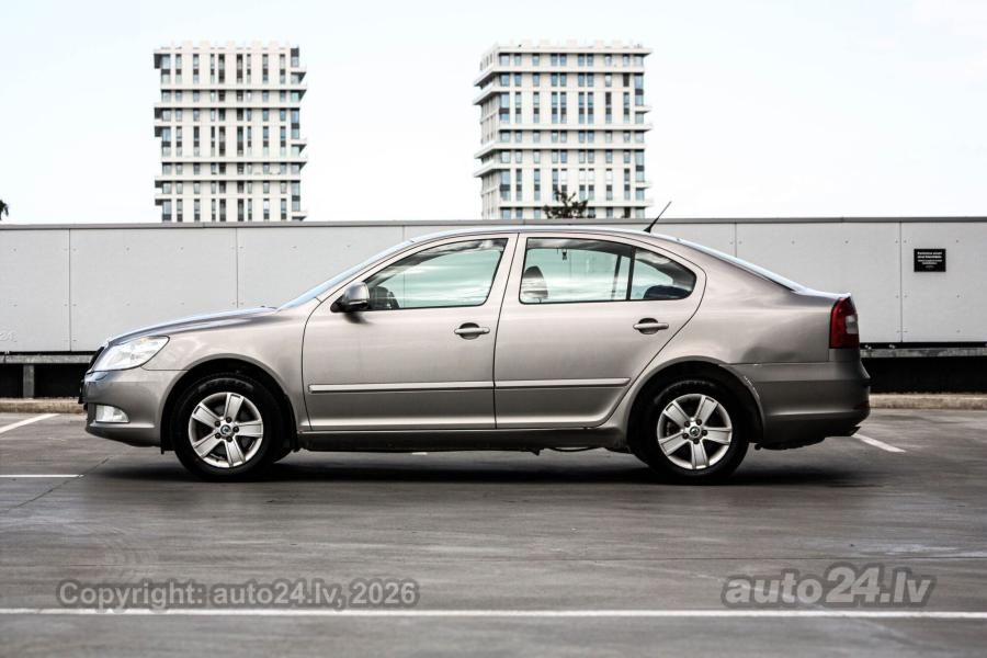 Beige Skoda Octavia 2011 in Tallinn, with an engine capacity of 1.40 L and mileage of 231 thousand km for 3800 €, photo 9 on AUTOMOTO.COM.LV