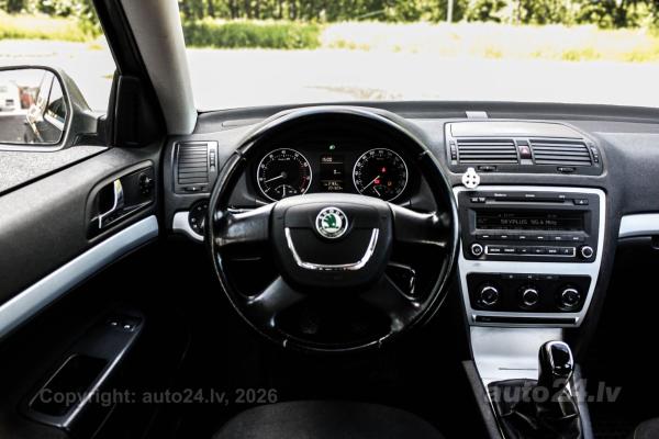 Smilšu krāsa Skoda Octavia 2011 Tallina, ar dzinēja tilpumu 1.40 L un nobraukumu 231 tūkst. km par 3800 €, foto 9 vietnē AUTOMOTO.COM.LV