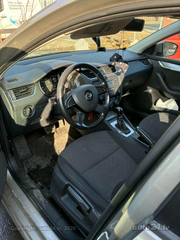 Beige Skoda Octavia 2013 in Tallinn, with an engine capacity of 1.40 L and mileage of 141 thousand km for 7000 €, photo 11 on AUTOMOTO.COM.LV