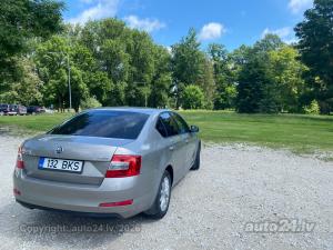 Smilšu krāsa Skoda Octavia 2013 Tallina, ar dzinēja tilpumu 1.20 L un nobraukumu 204 tūkst. km par 4500 €, foto 6 vietnē AUTOMOTO.COM.LV