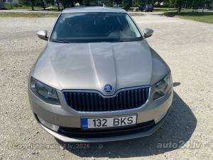 Smilšu krāsa Skoda Octavia 2013 Tallina, ar dzinēja tilpumu 1.20 L un nobraukumu 204 tūkst. km par 4500 €, foto 7 vietnē AUTOMOTO.COM.LV
