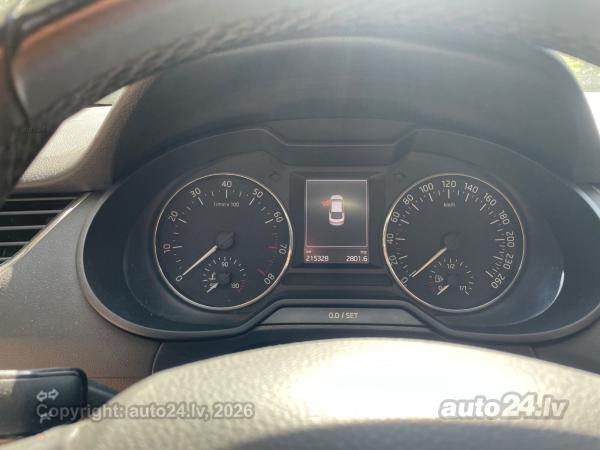 Smilšu krāsa Skoda Octavia 2014 Tallina, ar dzinēja tilpumu 1.40 L un nobraukumu 217 tūkst. km par 5999 €, foto 7 vietnē AUTOMOTO.COM.LV
