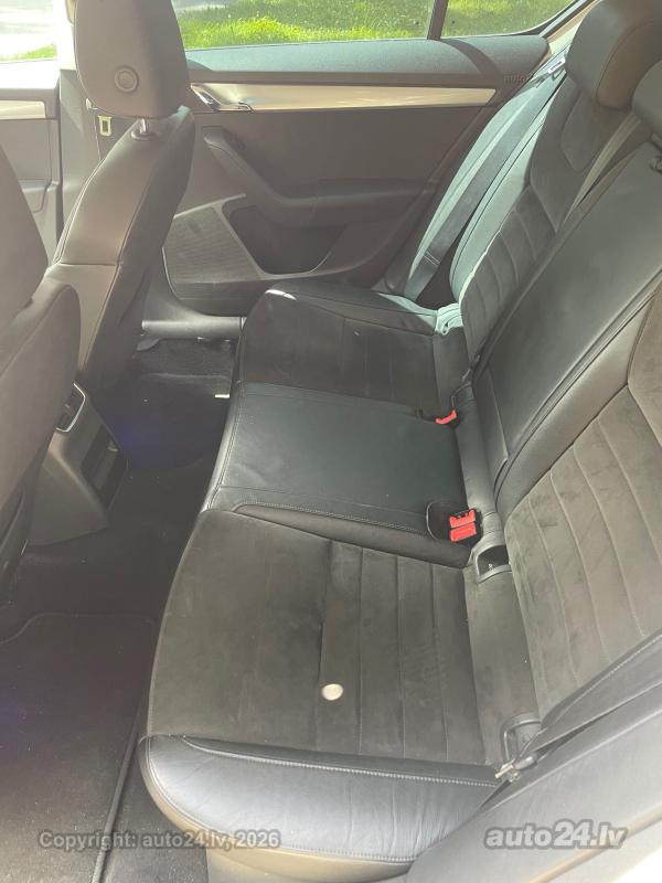Smilšu krāsa Skoda Octavia 2014 Tallina, ar dzinēja tilpumu 1.40 L un nobraukumu 217 tūkst. km par 5999 €, foto 10 vietnē AUTOMOTO.COM.LV