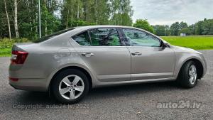 Smilšu krāsa Skoda Octavia 2016 Tallina, ar dzinēja tilpumu 2.00 L un nobraukumu 147 tūkst. km par 10550 €, foto 7 vietnē AUTOMOTO.COM.LV