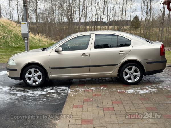 Beige Skoda Octavia 2005 in Parnu, with an engine capacity of 1.90 L and mileage of 0 thousand km for 1999 €, photo 3 on AUTOMOTO.COM.LV