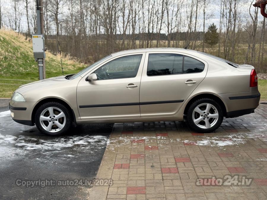 Smilšu krāsa Skoda Octavia 2005 Pērnava, ar dzinēja tilpumu 1.90 L un nobraukumu 0 tūkst. km par 1999 €, foto 4 vietnē AUTOMOTO.COM.LV
