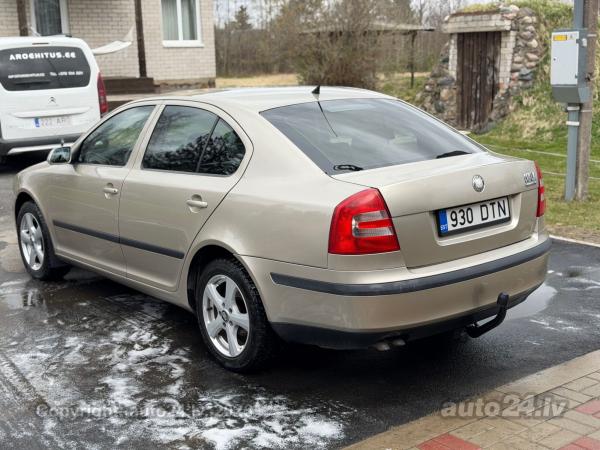Beige Skoda Octavia 2005 in Parnu, with an engine capacity of 1.90 L and mileage of 0 thousand km for 1999 €, photo 5 on AUTOMOTO.COM.LV
