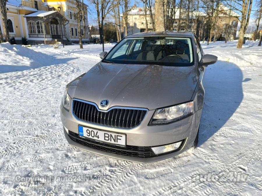 Beige Skoda Octavia 2015 in Viljandi, with an engine capacity of 1.20 L and mileage of 89 thousand km for 10400 €, photo 2 on AUTOMOTO.COM.LV