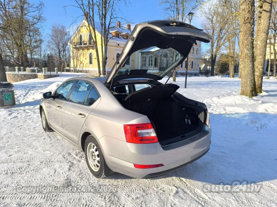 Beige Skoda Octavia 2015 in Viljandi, with an engine capacity of 1.20 L and mileage of 89 thousand km for 10400 €, photo 7 on AUTOMOTO.COM.LV