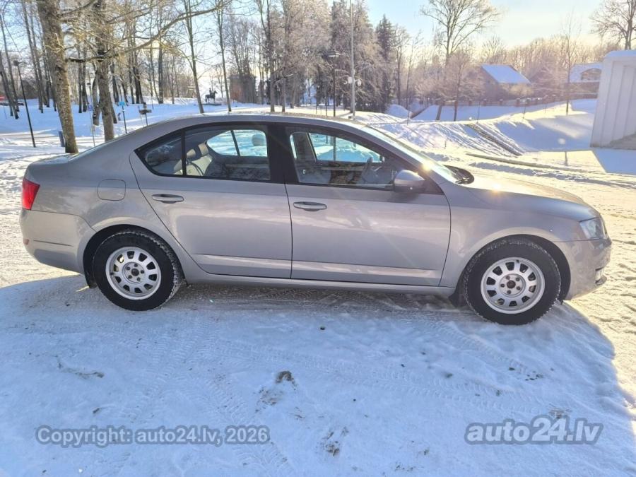 Beige Skoda Octavia 2015 in Viljandi, with an engine capacity of 1.20 L and mileage of 89 thousand km for 10400 €, photo 9 on AUTOMOTO.COM.LV