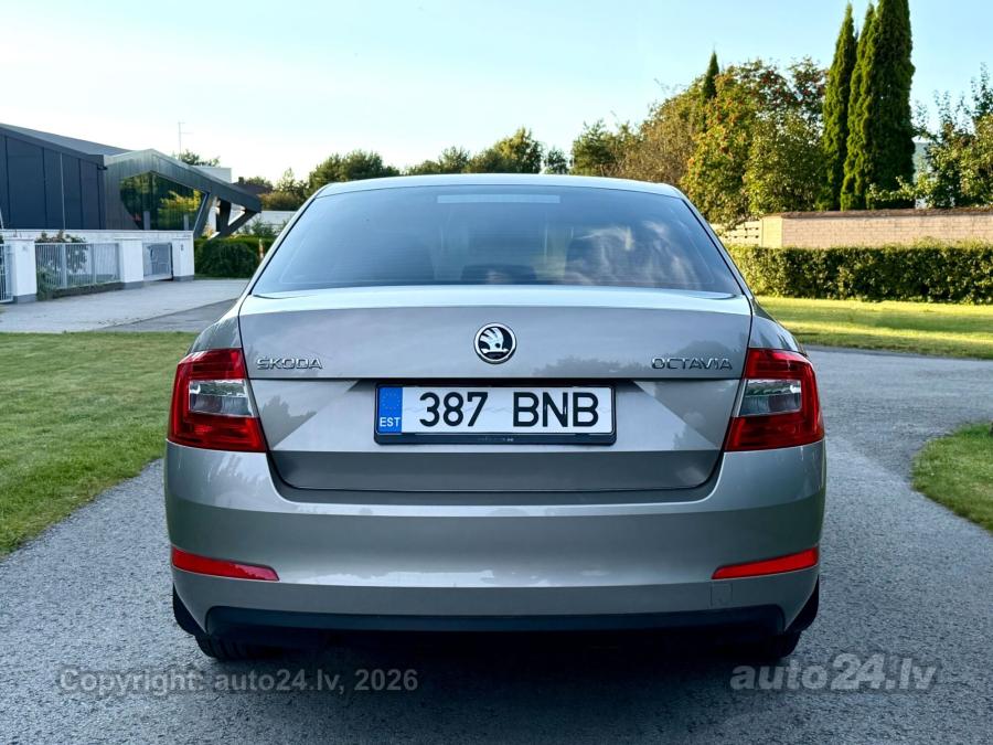 Beige Skoda Octavia 2015 in Tallinn, with an engine capacity of 1.40 L and mileage of 117 thousand km for 8995 €, photo 6 on AUTOMOTO.COM.LV
