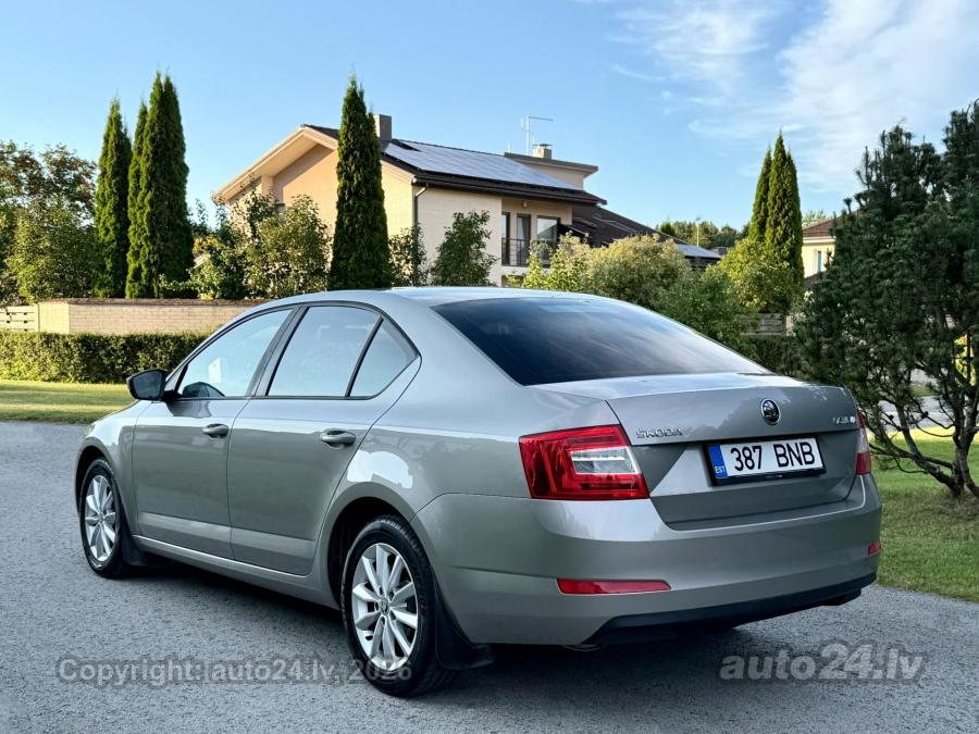 Beige Skoda Octavia 2015 in Tallinn, with an engine capacity of 1.40 L and mileage of 117 thousand km for 8995 €, photo 8 on AUTOMOTO.COM.LV