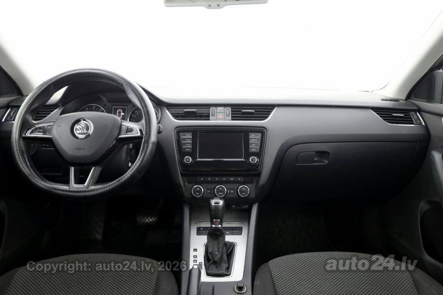 Beige Skoda Octavia 2015 in Tallinn, with an engine capacity of 1.40 L and mileage of 243 thousand km for 2999 €, photo 6 on AUTOMOTO.COM.LV