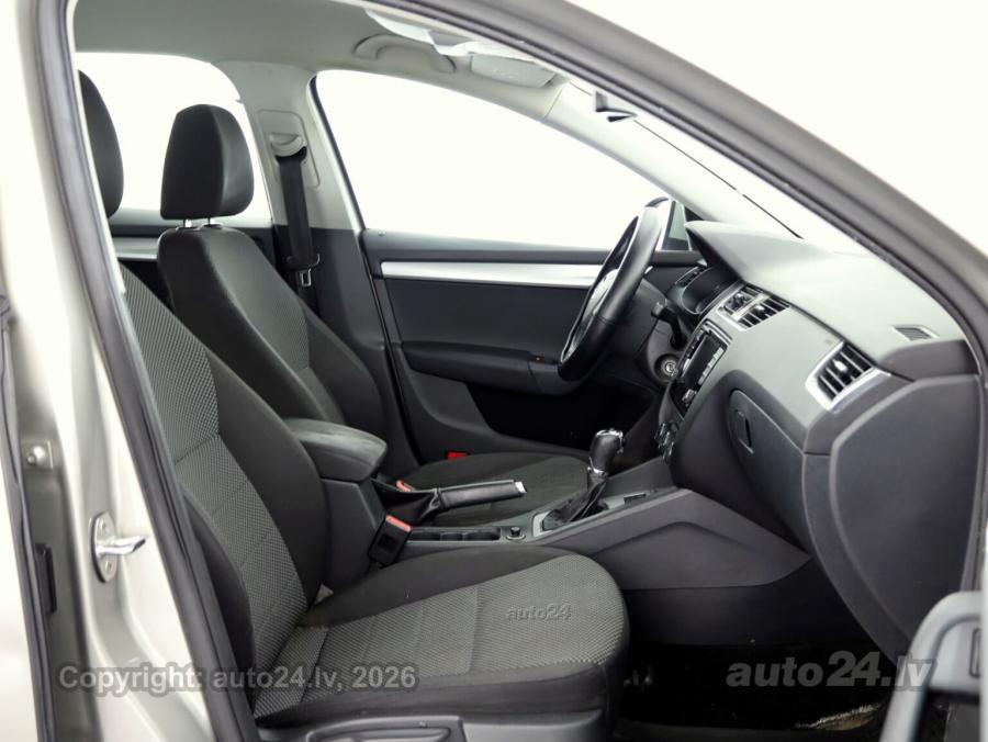 Beige Skoda Octavia 2015 in Tallinn, with an engine capacity of 1.40 L and mileage of 243 thousand km for 2999 €, photo 7 on AUTOMOTO.COM.LV
