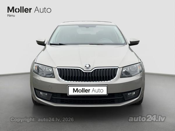 Шкода Октавия 2015 в Пярну на AUTOMOTO.COM.LV Бежевый Шкода Октавия 2015 в Пярну, объемом двигателя 1.40 л и пробегом 197 тыс. км за 8900 €, фото 4 на AUTOMOTO.COM.LV