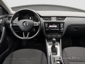 Beige Skoda Octavia 2015 in Parnu, with an engine capacity of 1.40 L and mileage of 197 thousand km for 8900 €, photo 7 on AUTOMOTO.COM.LV