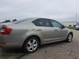 Smilšu krāsa Skoda Octavia 2016 Tartu, ar dzinēja tilpumu 2.00 L un nobraukumu 312 tūkst. km par 6900 €, foto 5 vietnē AUTOMOTO.COM.LV