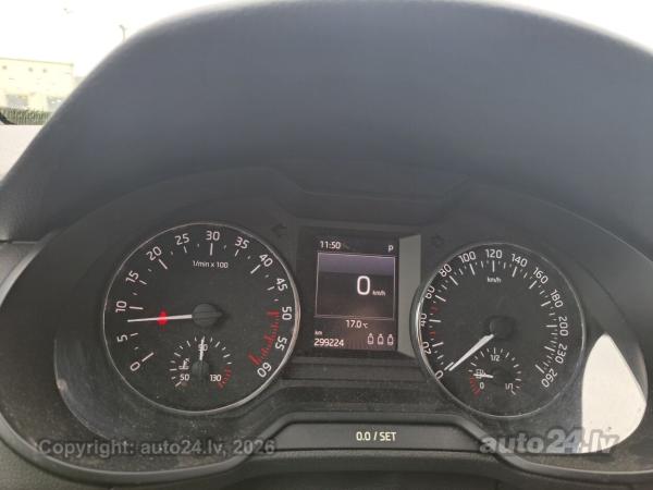 Beige Skoda Octavia 2016 in Tartu, with an engine capacity of 2.00 L and mileage of 312 thousand km for 6900 €, photo 7 on AUTOMOTO.COM.LV
