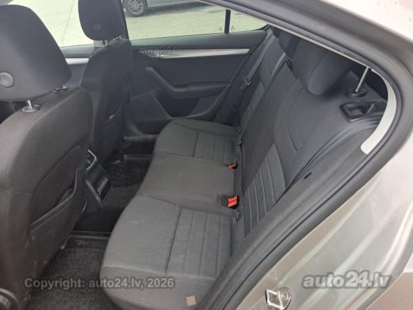 Beige Skoda Octavia 2016 in Tartu, with an engine capacity of 2.00 L and mileage of 312 thousand km for 6900 €, photo 10 on AUTOMOTO.COM.LV