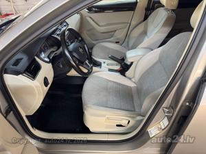 Beige Skoda Octavia 2016 in Tallinn, with an engine capacity of 1.40 L and mileage of 219 thousand km for 8900 €, photo 7 on AUTOMOTO.COM.LV