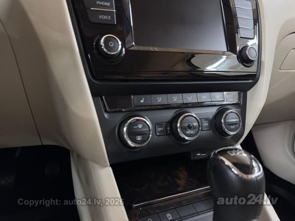 Smilšu krāsa Skoda Octavia 2016 Tallina, ar dzinēja tilpumu 1.40 L un nobraukumu 219 tūkst. km par 8900 €, foto 7 vietnē AUTOMOTO.COM.LV