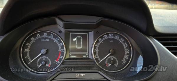 Beige Skoda Octavia 2017 in Tartu, with an engine capacity of 1.60 L and mileage of 129 thousand km for 11000 €, photo 11 on AUTOMOTO.COM.LV