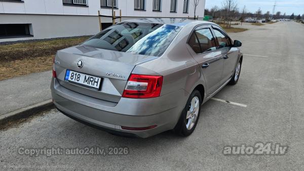 Beige Skoda Octavia 2017 in Tallinn, with an engine capacity of 1.00 L and mileage of 47 thousand km for 11600 €, photo 4 on AUTOMOTO.COM.LV