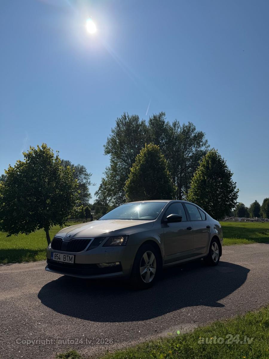 Smilšu krāsa Skoda Octavia 2017 Narva, ar dzinēja tilpumu 1.20 L un nobraukumu 115 tūkst. km par 7300 €, foto 4 vietnē AUTOMOTO.COM.LV
