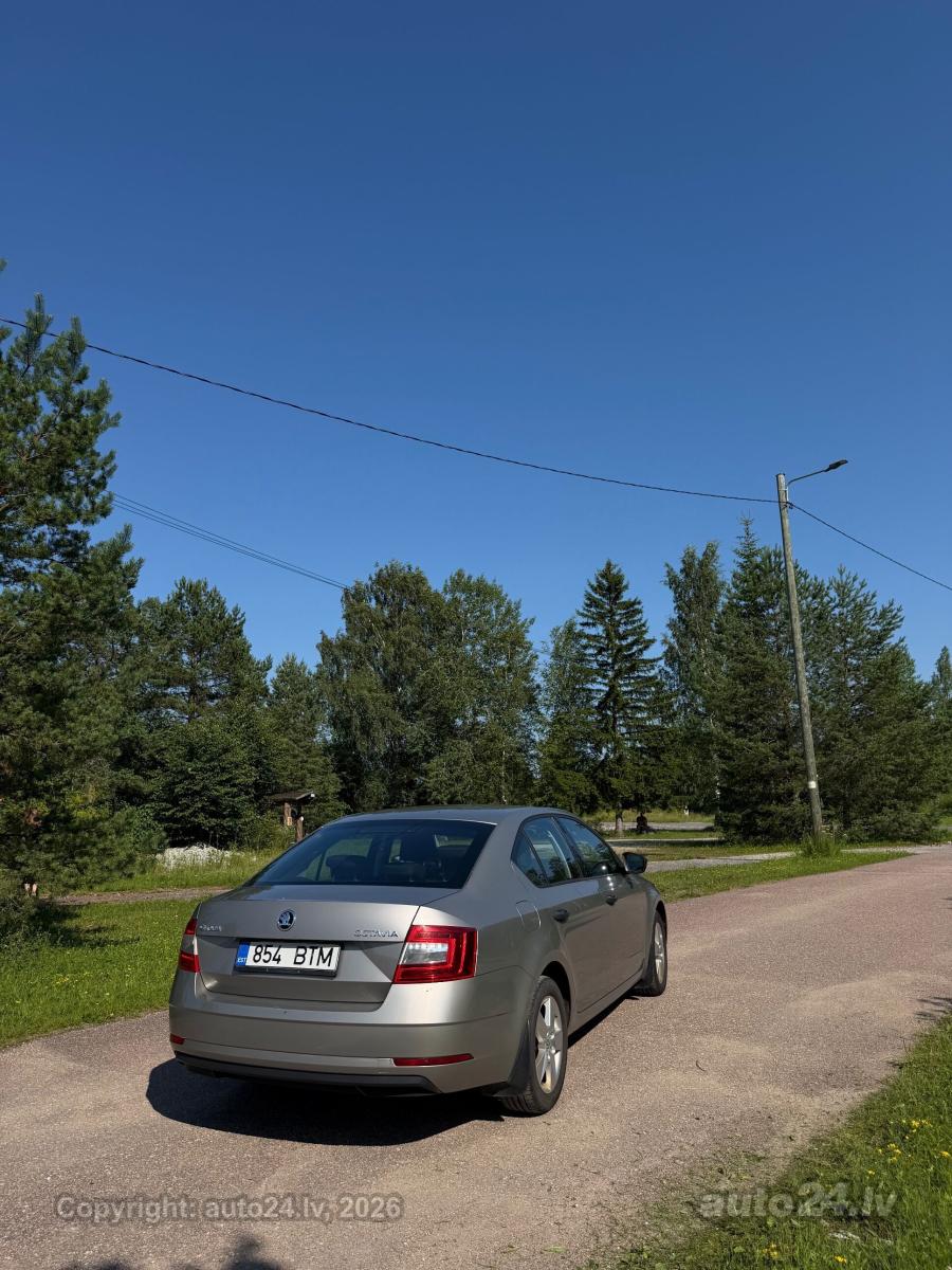 Smilšu krāsa Skoda Octavia 2017 Narva, ar dzinēja tilpumu 1.20 L un nobraukumu 115 tūkst. km par 7300 €, foto 7 vietnē AUTOMOTO.COM.LV