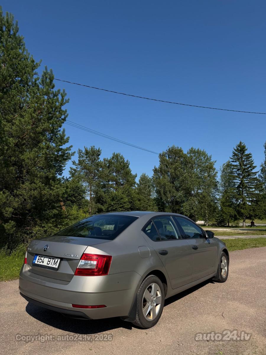 Smilšu krāsa Skoda Octavia 2017 Narva, ar dzinēja tilpumu 1.20 L un nobraukumu 115 tūkst. km par 7300 €, foto 8 vietnē AUTOMOTO.COM.LV