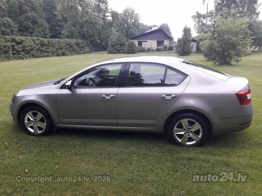 Smilšu krāsa Skoda Octavia 2017 Tartu, ar dzinēja tilpumu 1.20 L un nobraukumu 147 tūkst. km par 6400 €, foto 3 vietnē AUTOMOTO.COM.LV
