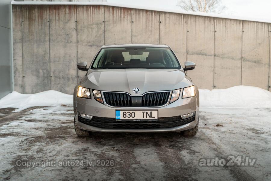 Beige Skoda Octavia 2018 in Tartu, with an engine capacity of 1.60 L and mileage of 103 thousand km for 12490 €, photo 4 on AUTOMOTO.COM.LV