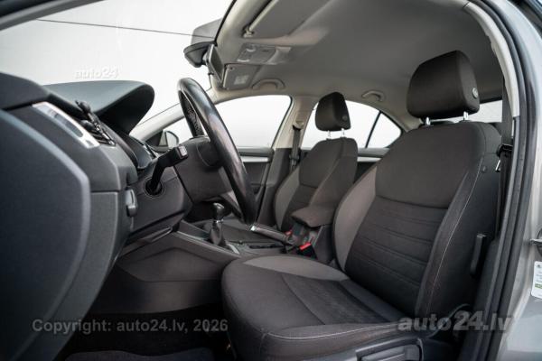 Smilšu krāsa Skoda Octavia 2018 Tartu, ar dzinēja tilpumu 1.60 L un nobraukumu 103 tūkst. km par 12490 €, foto 10 vietnē AUTOMOTO.COM.LV