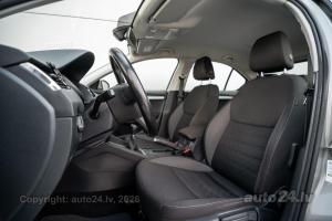 Beige Skoda Octavia 2018 in Tartu, with an engine capacity of 1.60 L and mileage of 103 thousand km for 12490 €, photo 10 on AUTOMOTO.COM.LV