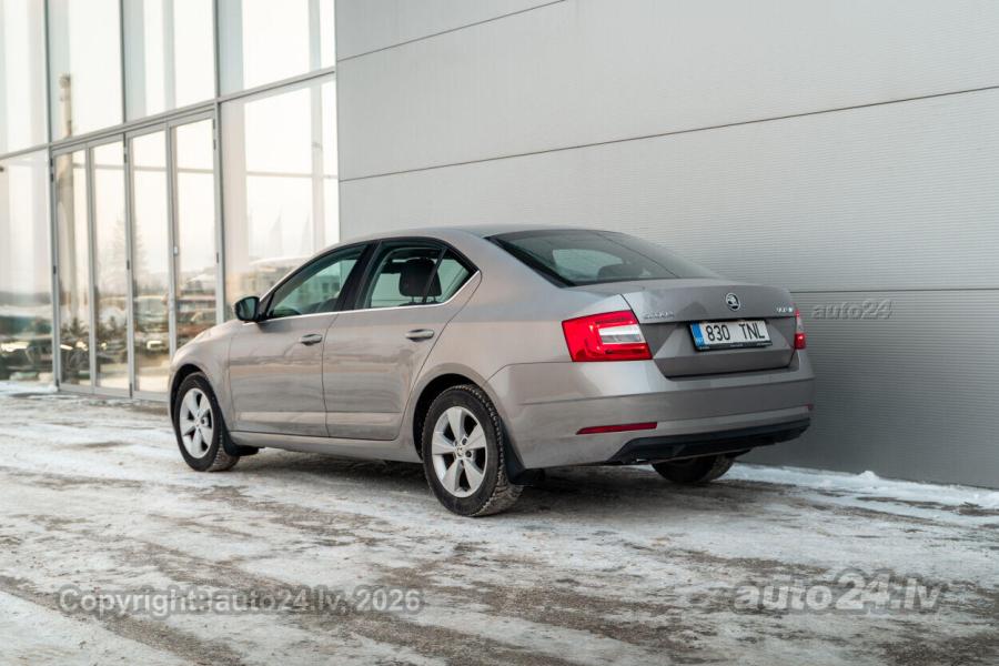 Beige Skoda Octavia 2018 in Tartu, with an engine capacity of 1.60 L and mileage of 103 thousand km for 12490 €, photo 17 on AUTOMOTO.COM.LV