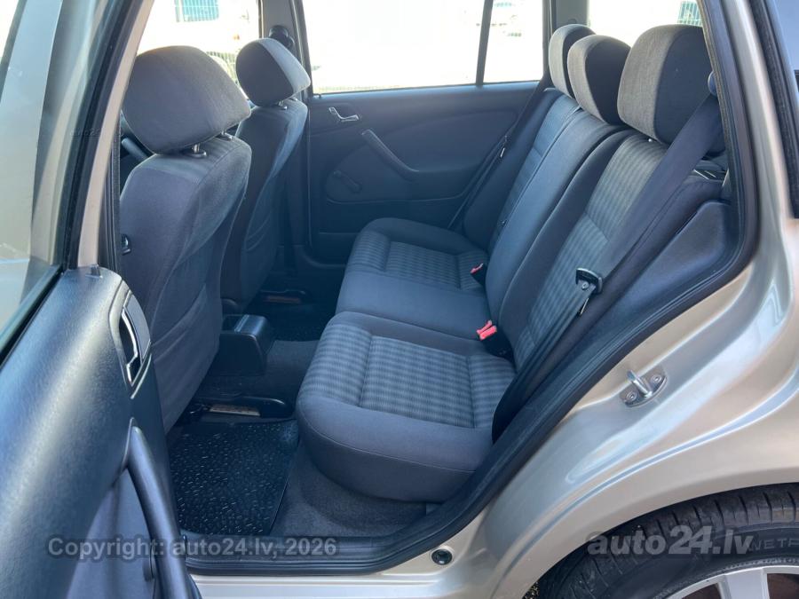 Beige Skoda Octavia 2005 in Paide, with an engine capacity of 1.90 L and mileage of 253 thousand km for 3299 €, photo 18 on AUTOMOTO.COM.LV