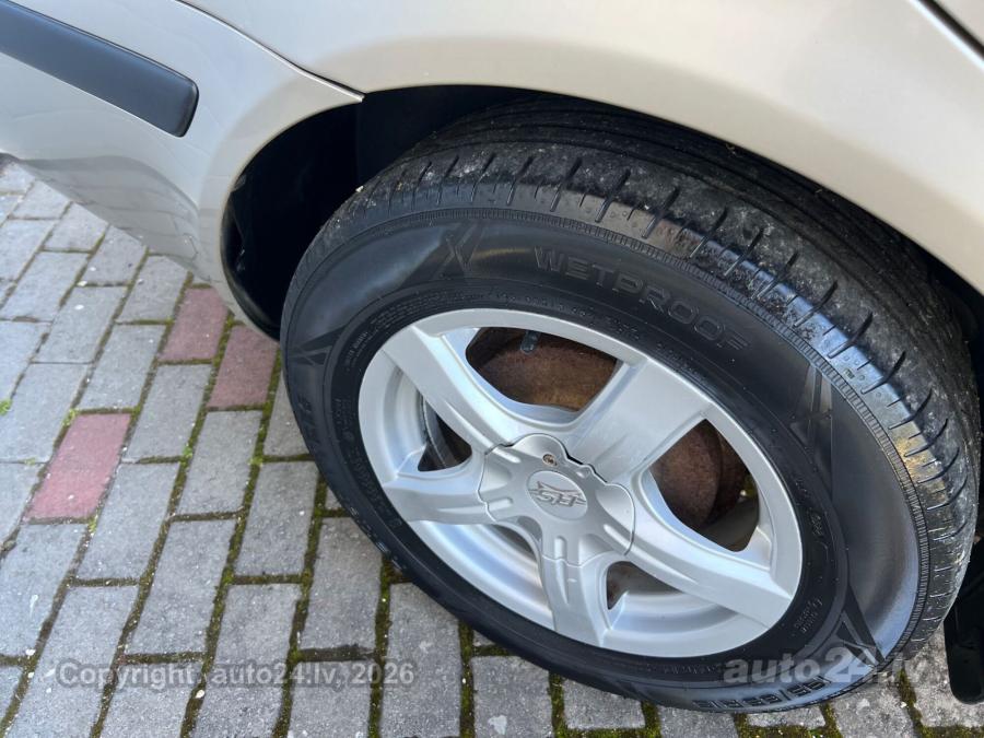 Beige Skoda Octavia 2005 in Paide, with an engine capacity of 1.90 L and mileage of 253 thousand km for 3299 €, photo 25 on AUTOMOTO.COM.LV