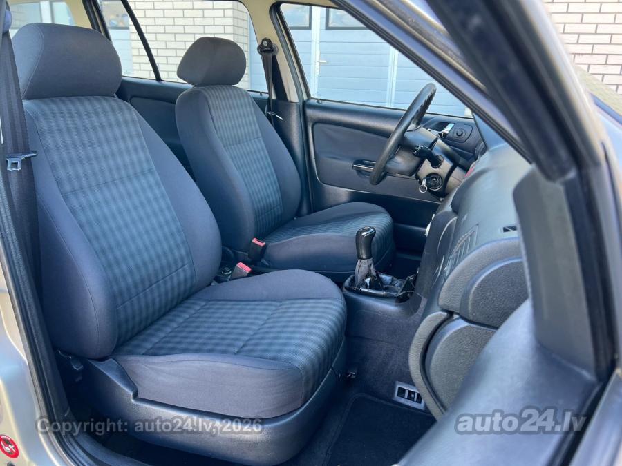 Beige Skoda Octavia 2005 in Paide, with an engine capacity of 1.90 L and mileage of 253 thousand km for 3299 €, photo 12 on AUTOMOTO.COM.LV