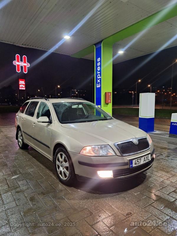Beige Skoda Octavia 2006 in Tallinn, with an engine capacity of 1.90 L and mileage of 388 thousand km for 1499 €, photo 2 on AUTOMOTO.COM.LV
