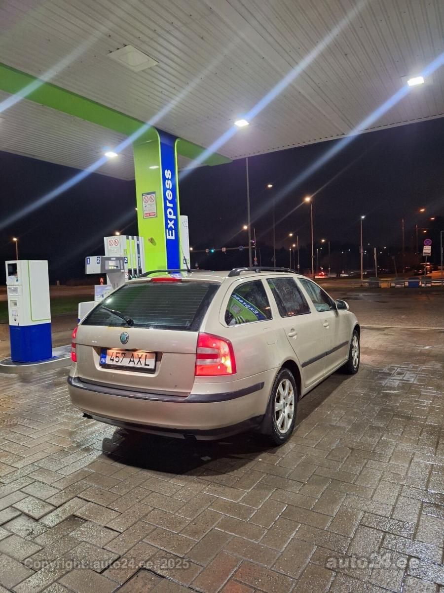 Beige Skoda Octavia 2006 in Tallinn, with an engine capacity of 1.90 L and mileage of 388 thousand km for 1499 €, photo 3 on AUTOMOTO.COM.LV