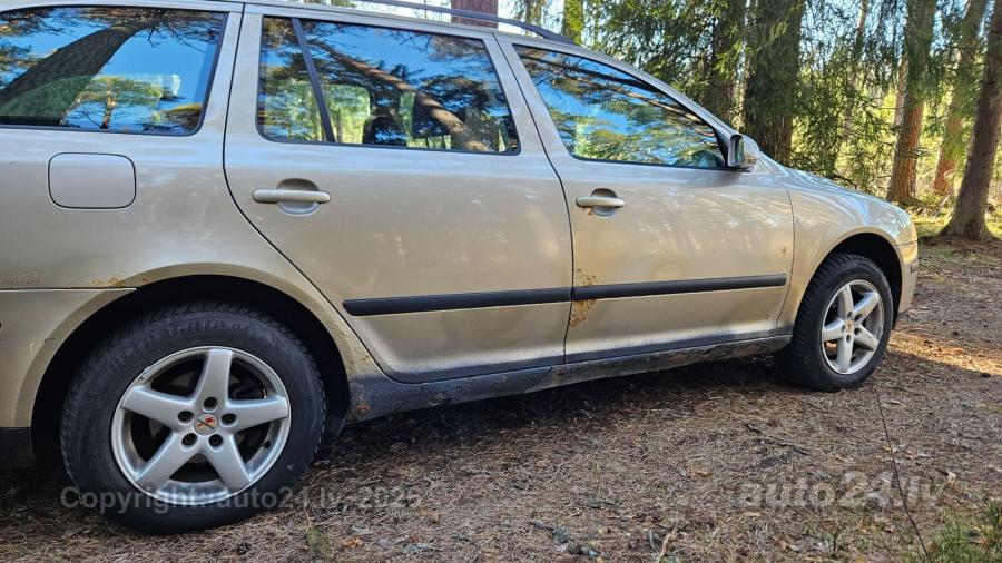 Beige Skoda Octavia 2006 in Voru, with an engine capacity of 1.90 L and mileage of 439 thousand km for 1250 €, photo 8 on AUTOMOTO.COM.LV