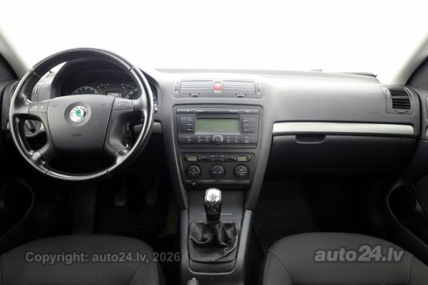 Smilšu krāsa Skoda Octavia 2008 Tallina, ar dzinēja tilpumu 1.90 L un nobraukumu 121 tūkst. km par 3499 €, foto 6 vietnē AUTOMOTO.COM.LV