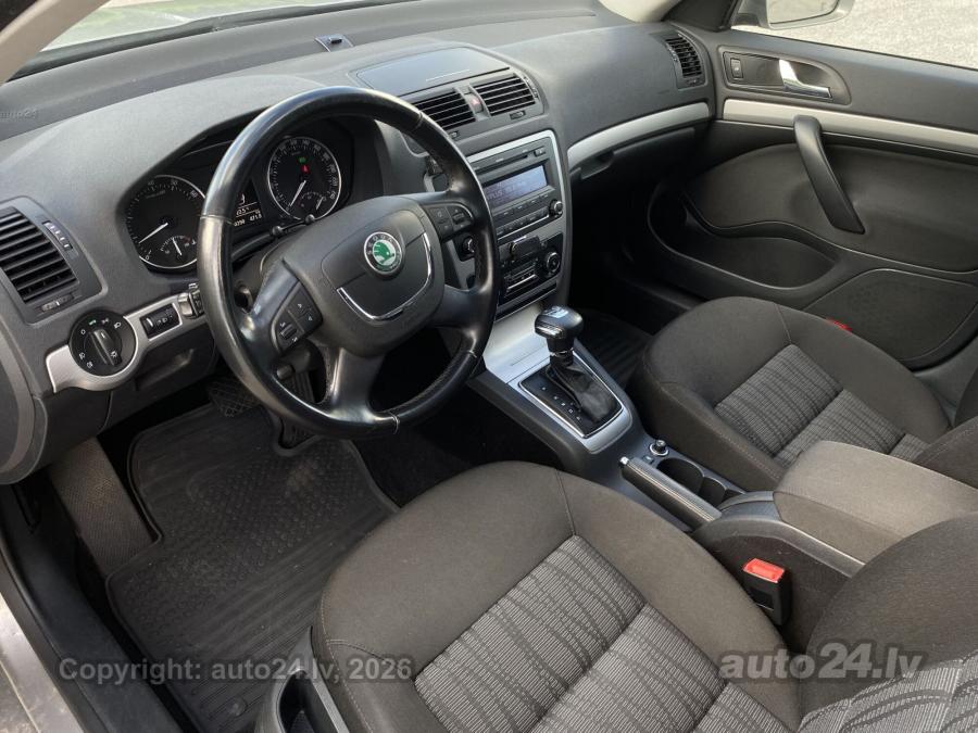 Smilšu krāsa Skoda Octavia 2010 Tartu, ar dzinēja tilpumu 1.40 L un nobraukumu 150 tūkst. km par 3490 €, foto 7 vietnē AUTOMOTO.COM.LV